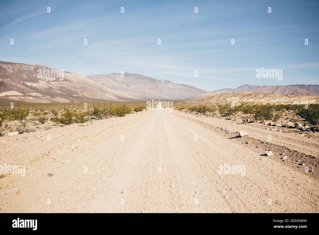 Track in desert hi-res stock photography and images - Alamy