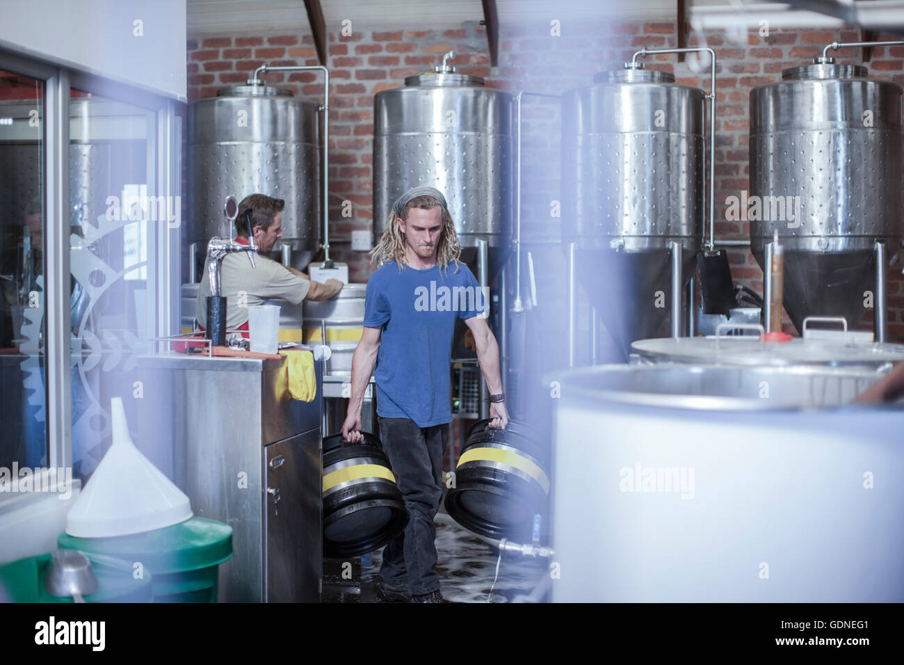 Man carrying beer keg on hi-res stock photography and images - Alamy