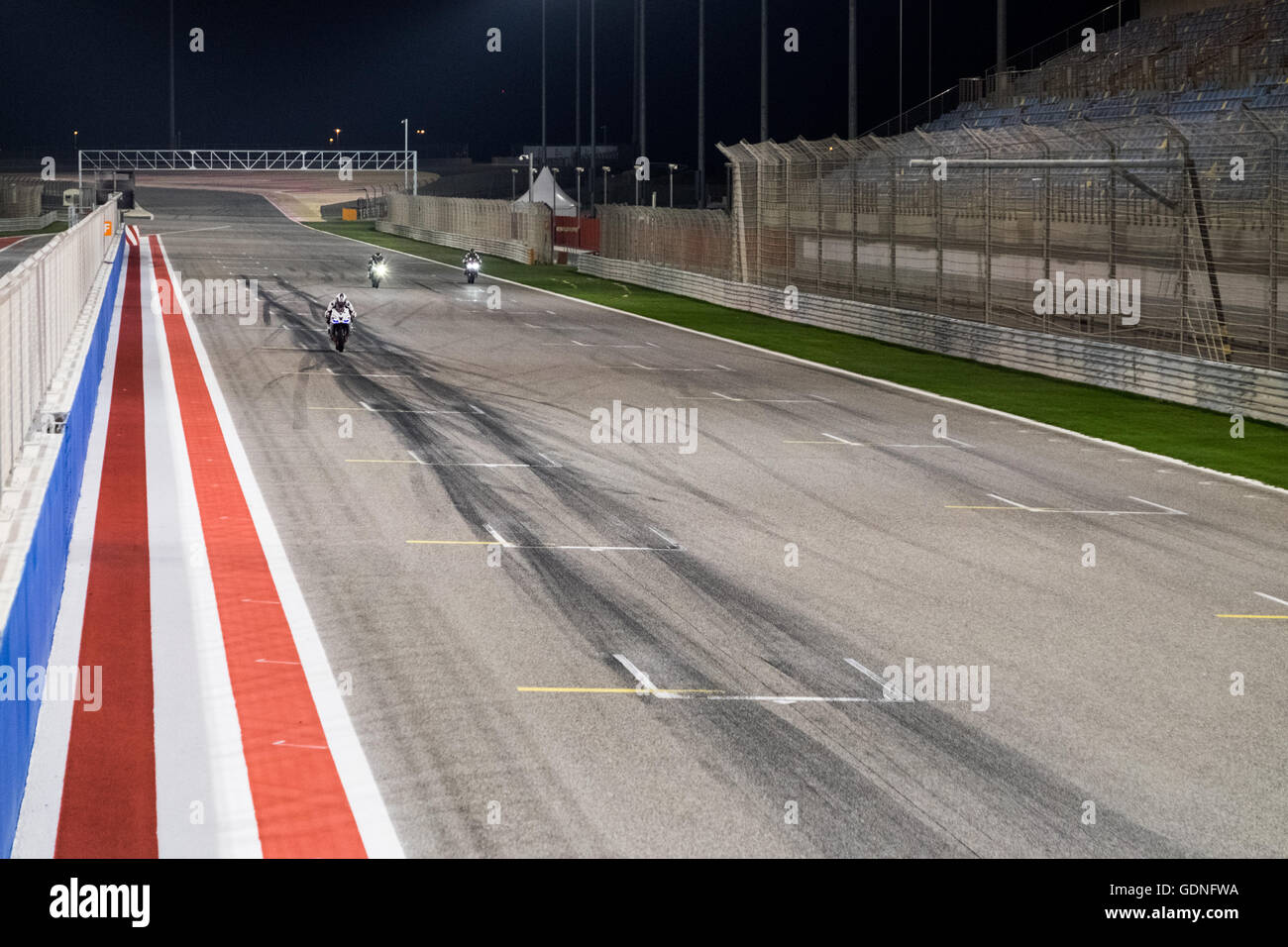 Motorcycle race bahrain race track hi-res stock photography and images ...