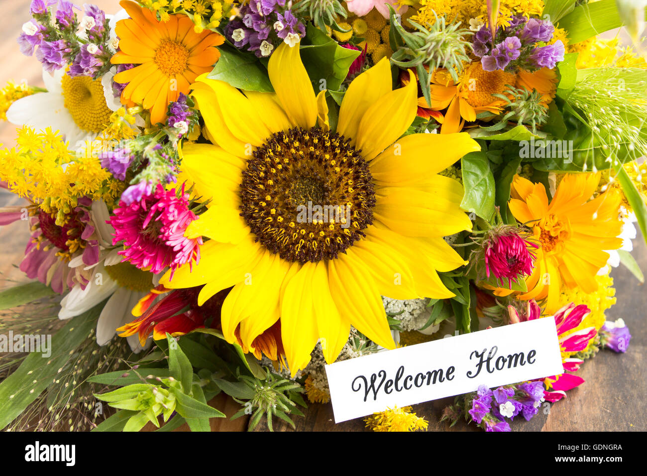 Welcome Home Card with Bouquet of Summer Flowers Stock Photo - Alamy
