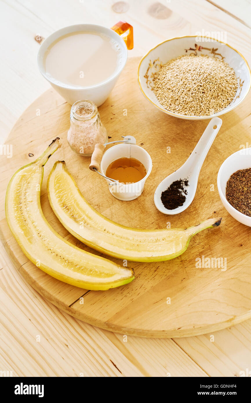 Powders breakfast hi-res stock photography and images - Alamy