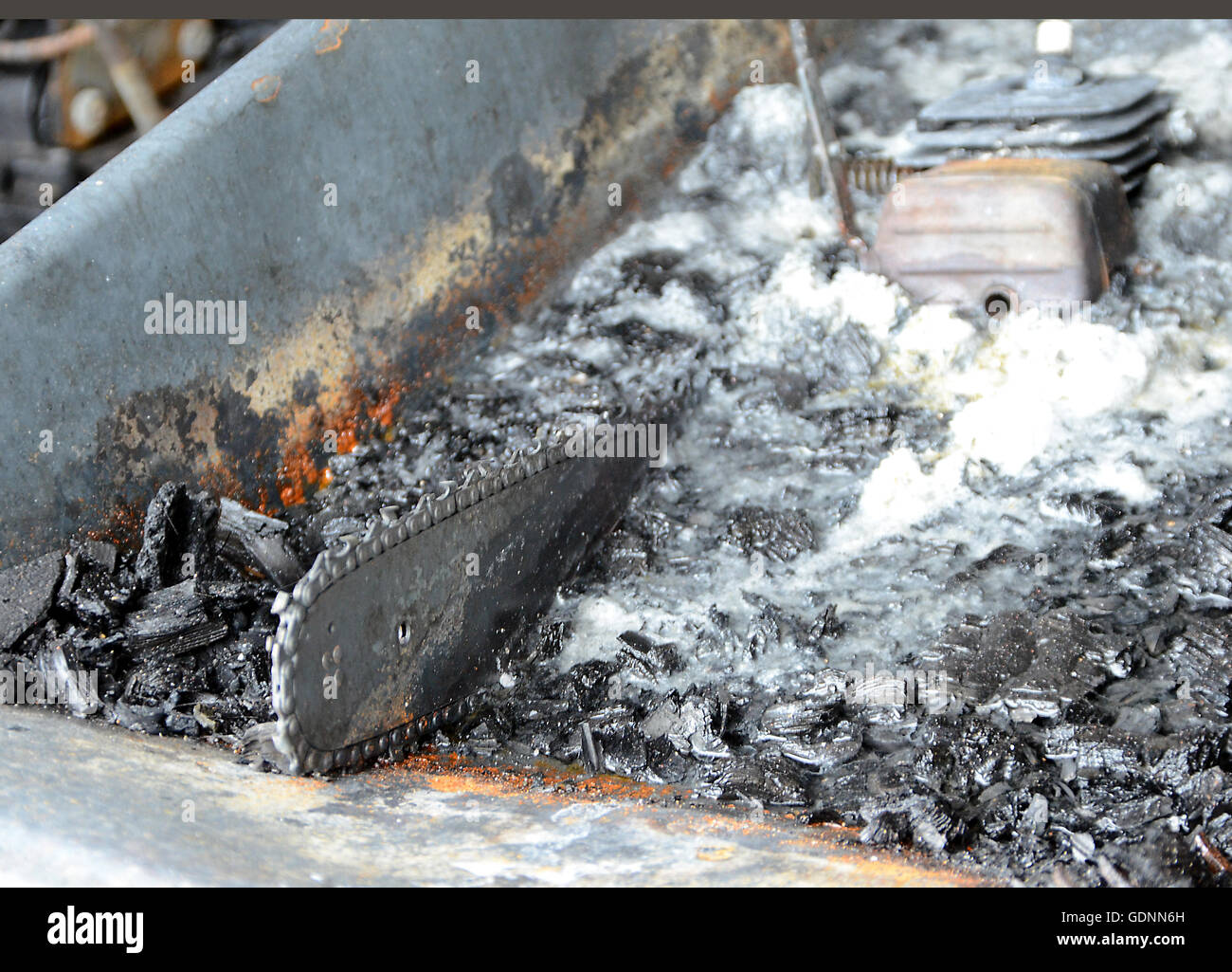 Fire in barrel hi-res stock photography and images - Alamy