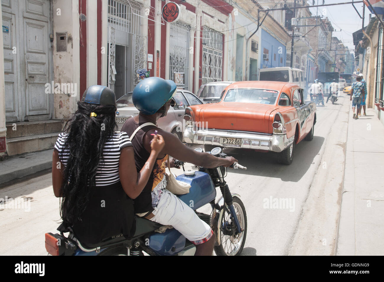 Car pollution in cuba hi-res stock photography and images - Alamy