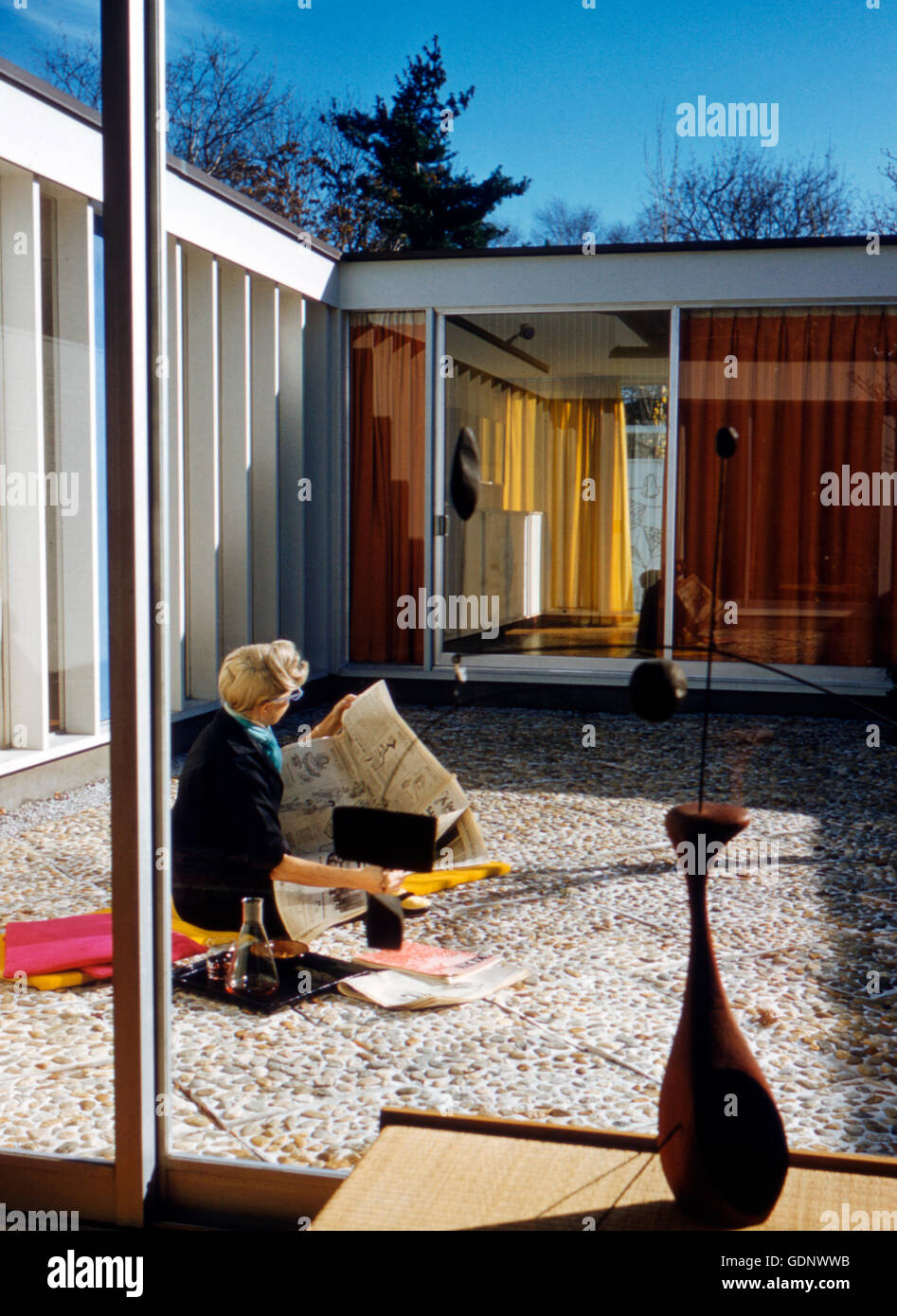 Moncha Sert in the interior courtyard of Casa Sert Stock Photo - Alamy