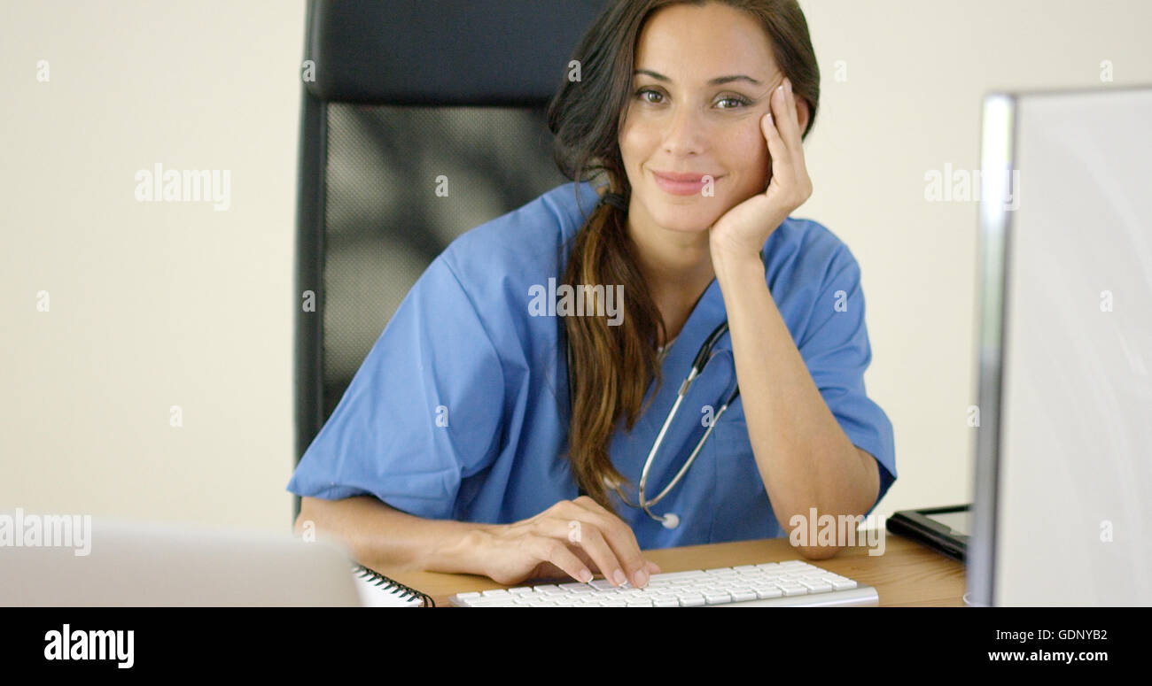 Serious female doctor hi-res stock photography and images - Alamy