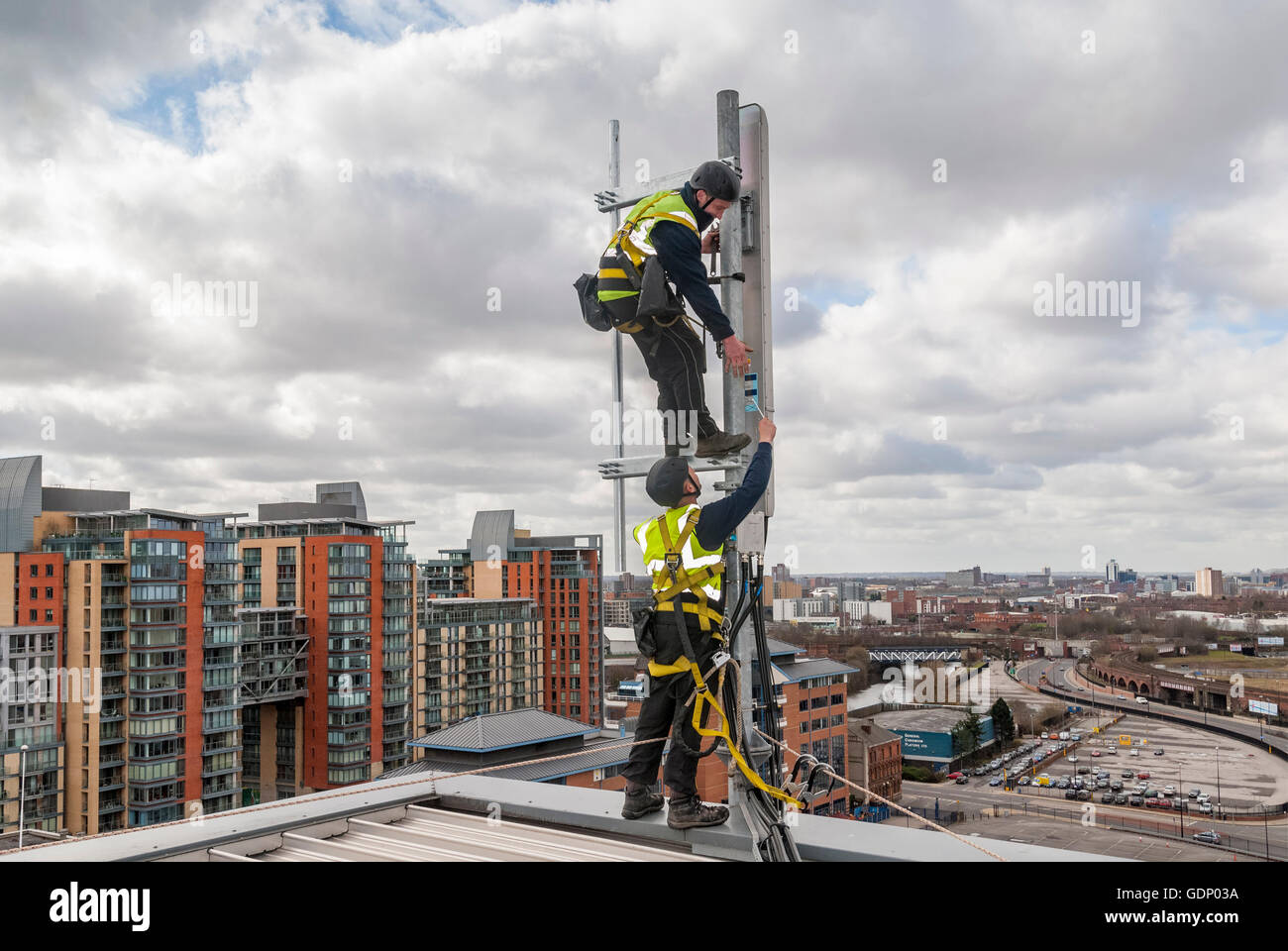 Telecommunications maintenance hi-res stock photography and images - Alamy