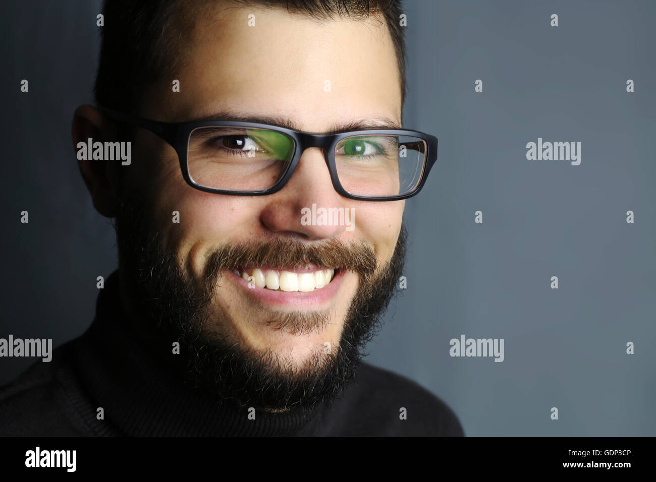 Smiling teeth beard hi-res stock photography and images - Alamy