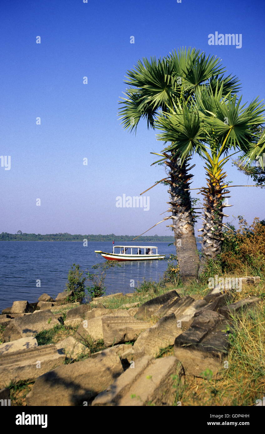 West baray lake hi-res stock photography and images - Alamy