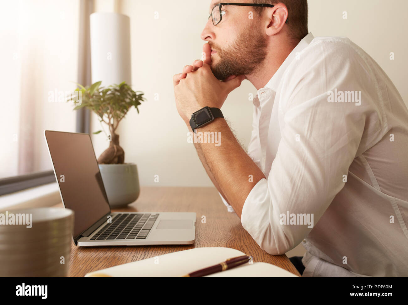 Workdesk hi-res stock photography and images - Alamy