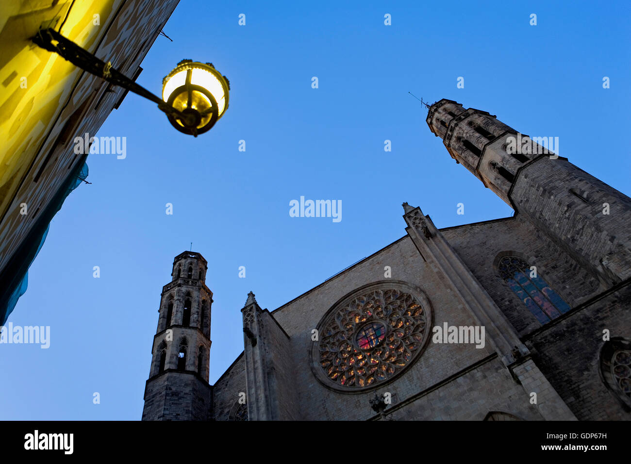 Barcelona: Church of Santa Maria del Mar built in Catalan gothic style ...