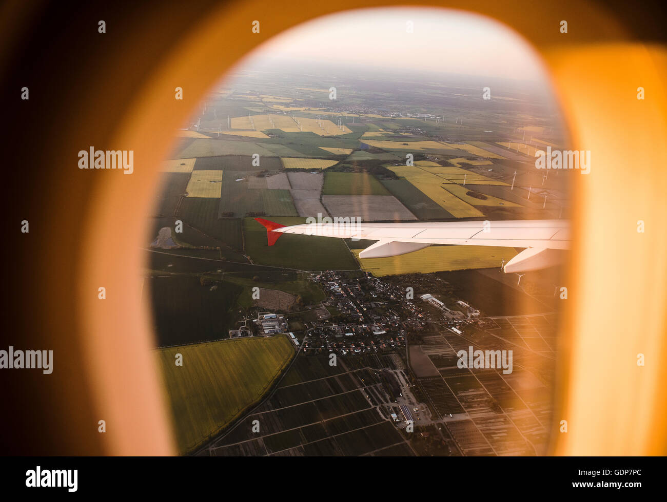 Airplane point of view hi-res stock photography and images - Alamy