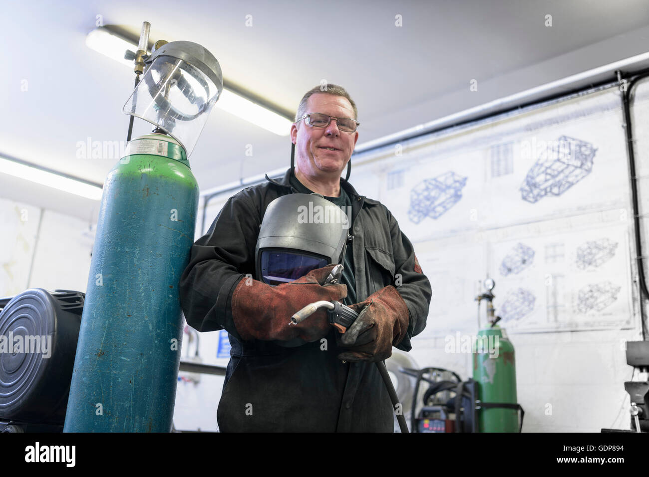 Person racing hi-res stock photography and images - Alamy