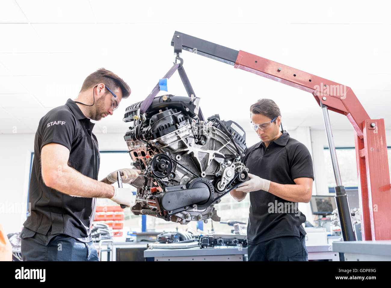 Engineer engineers engine engines hi-res stock photography and images ... Engineer engineers engine engines hi-res stock photography and images ...