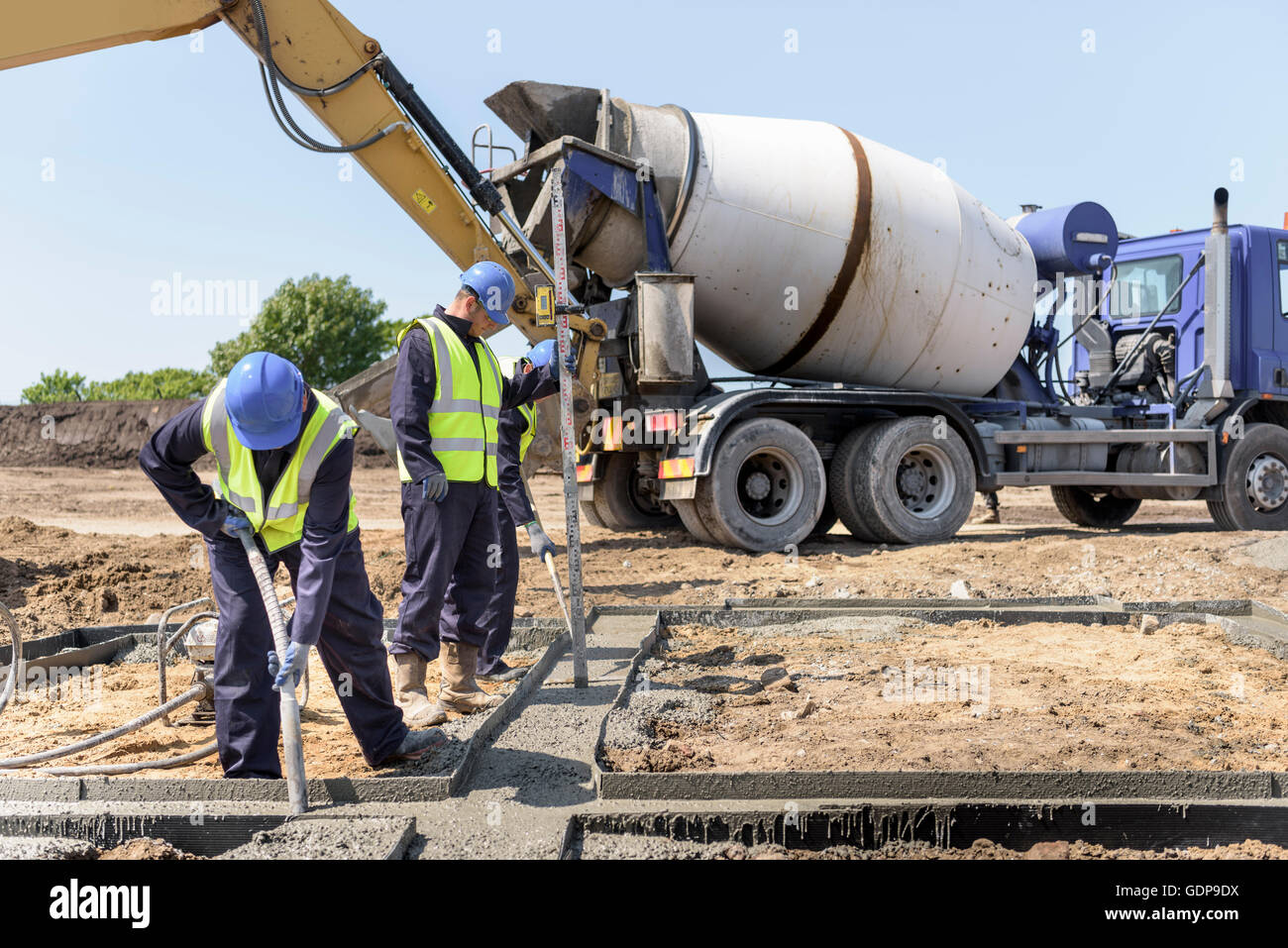Work On Foundations High Resolution Stock Photography and Images - Alamy