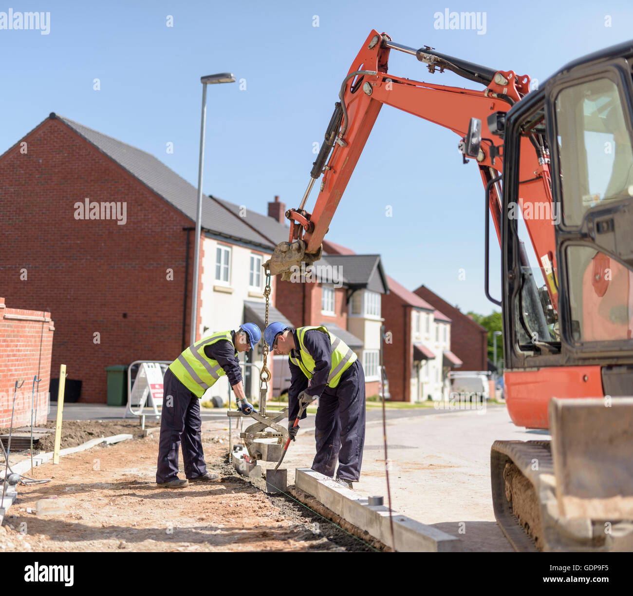 Man lift transport hi-res stock photography and images - Alamy
