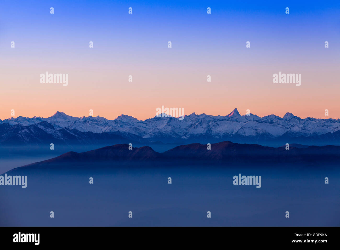 Dawn dawn dawn dawn landscape hi-res stock photography and images - Alamy