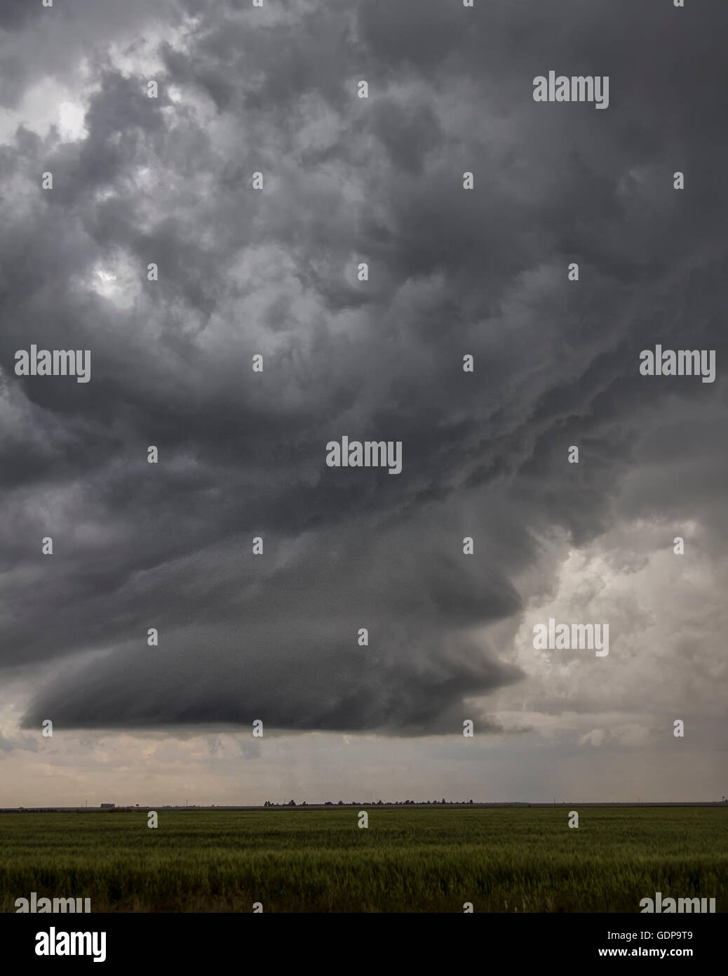 Supercell formation hi-res stock photography and images - Alamy