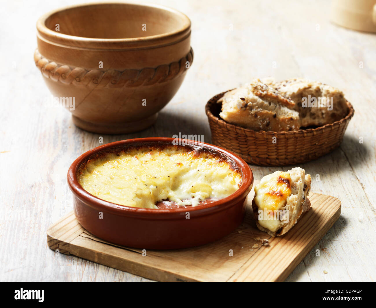 Terracotta dish hi-res stock photography and images - Alamy