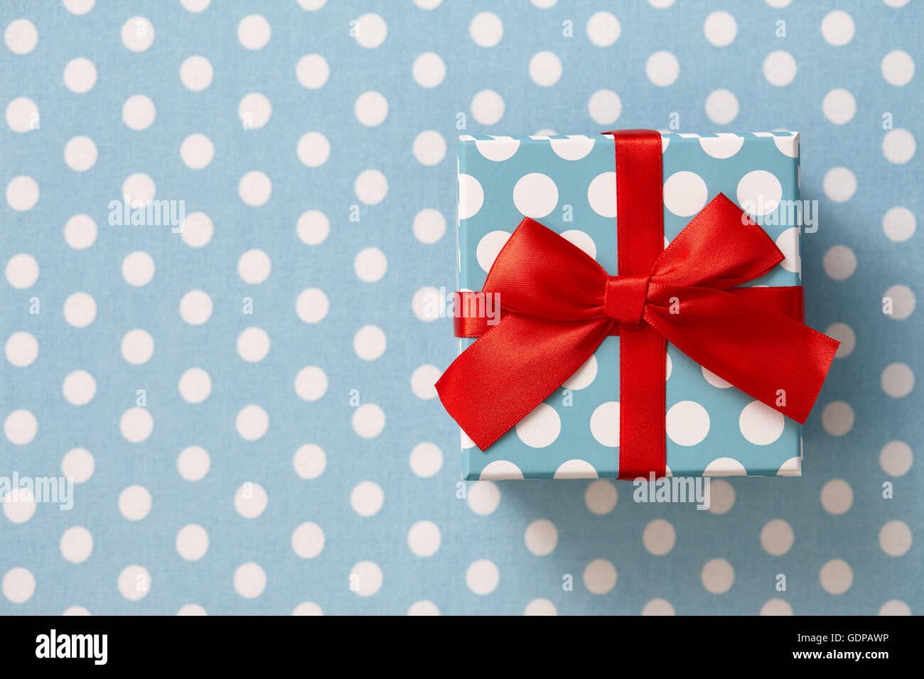 Dot to dot hi-res stock photography and images - Alamy