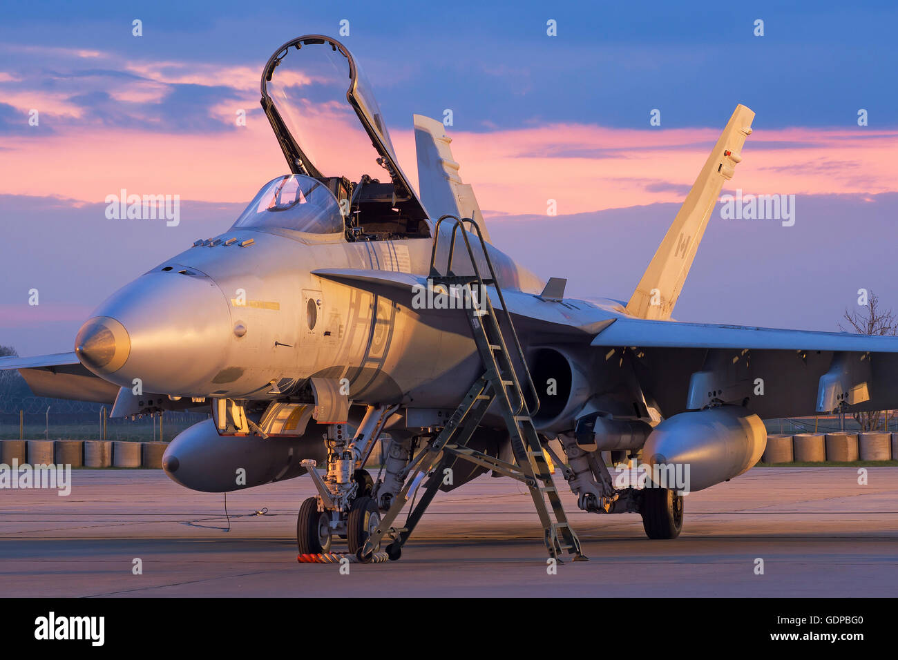 Cockpit canopy hi-res stock photography and images - Alamy