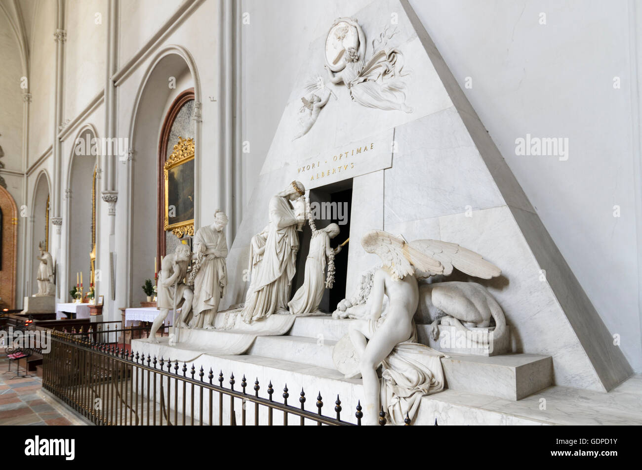 Wien, Vienna: Augustinian Church with the monument to the Archduchess ...