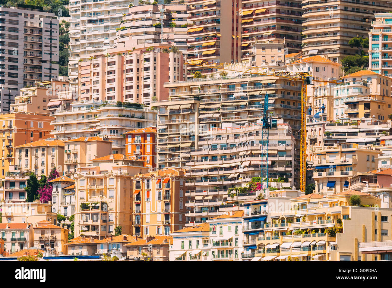 Buildings many background hi-res stock photography and images - Alamy