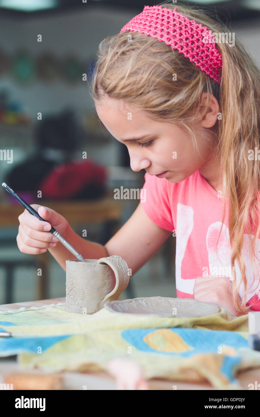 Ceramic craft hi-res stock photography and images - Alamy