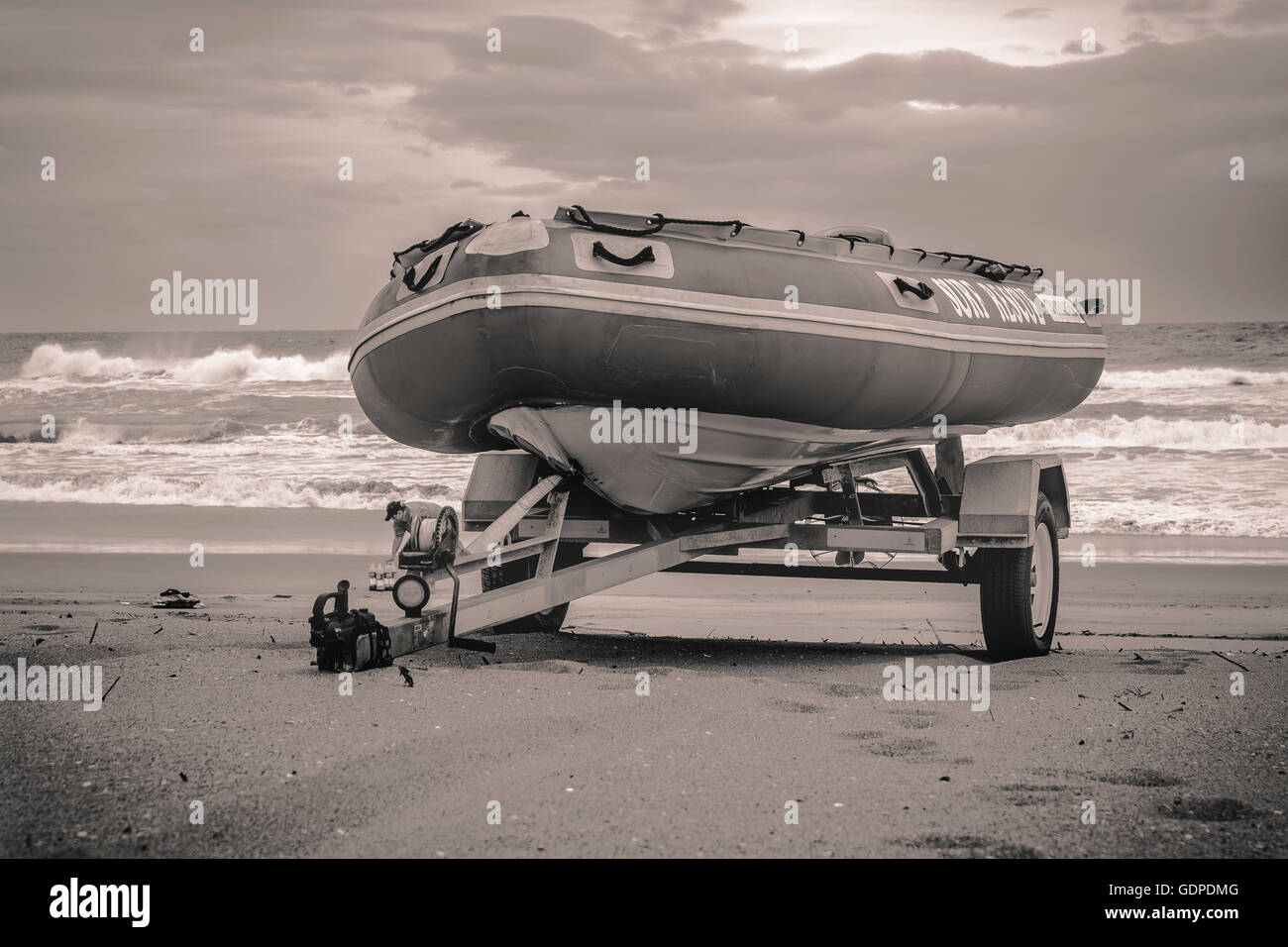 Lifeguard rescue boat Stock Photo - Alamy