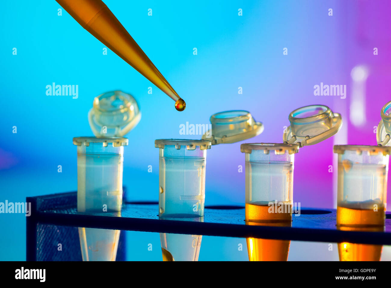Pcr test tube hi-res stock photography and images - Alamy