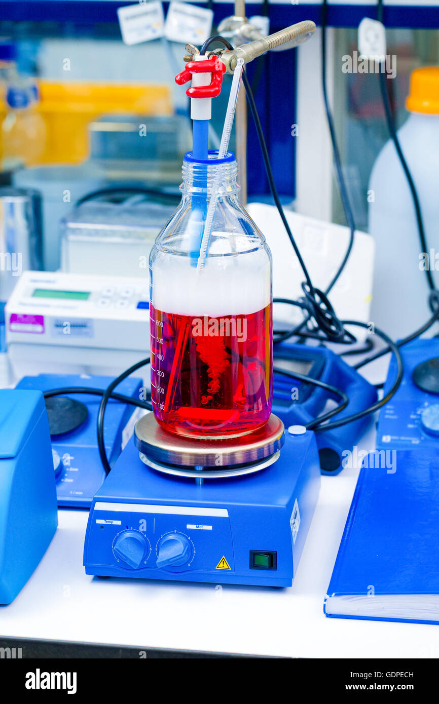 Red fluid hi-res stock photography and images - Alamy