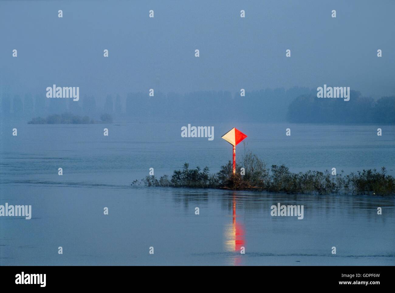 Navigation signs hi-res stock photography and images - Alamy