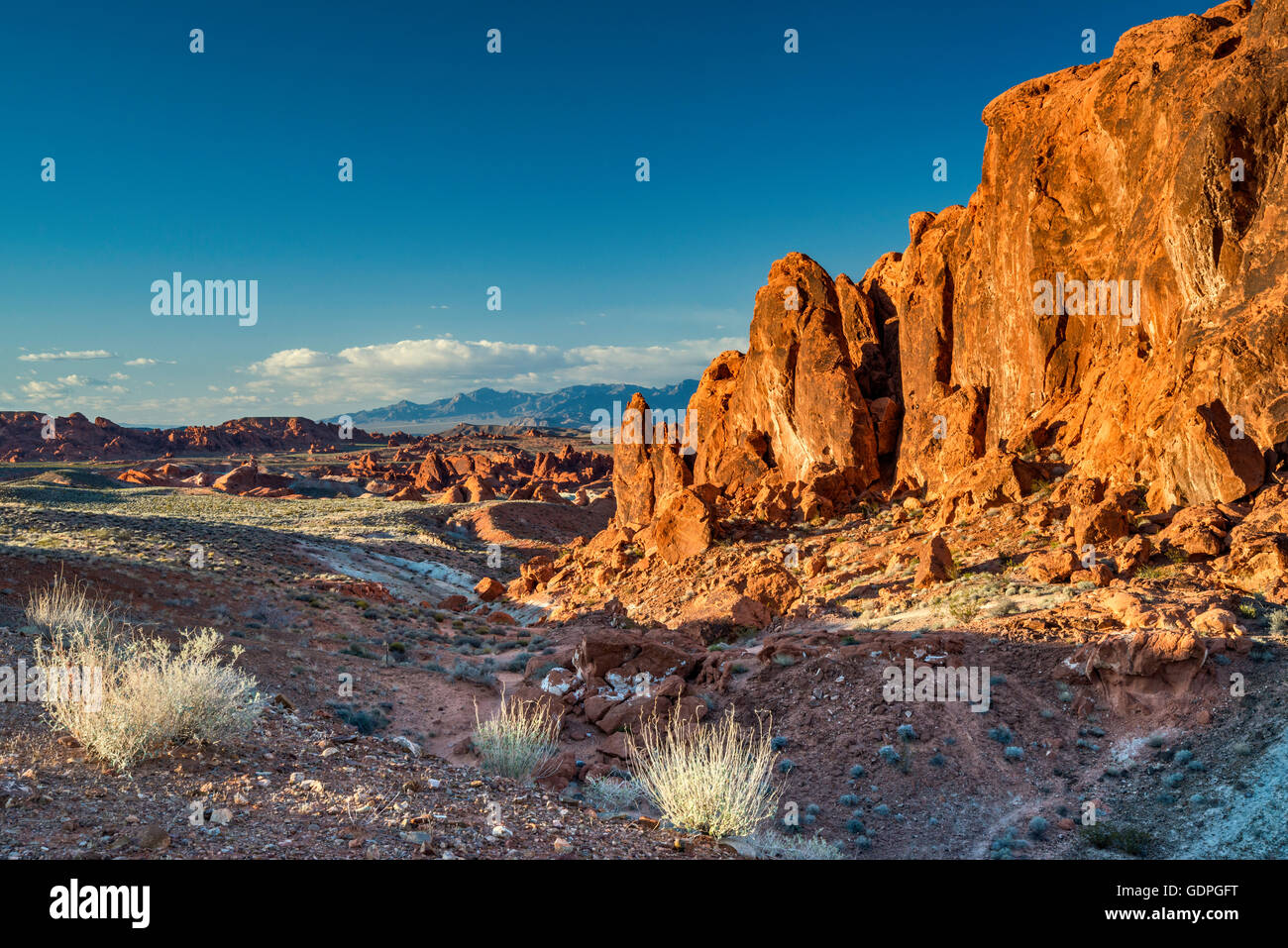 Rock formations in the valley of fire state park hi-res stock ...