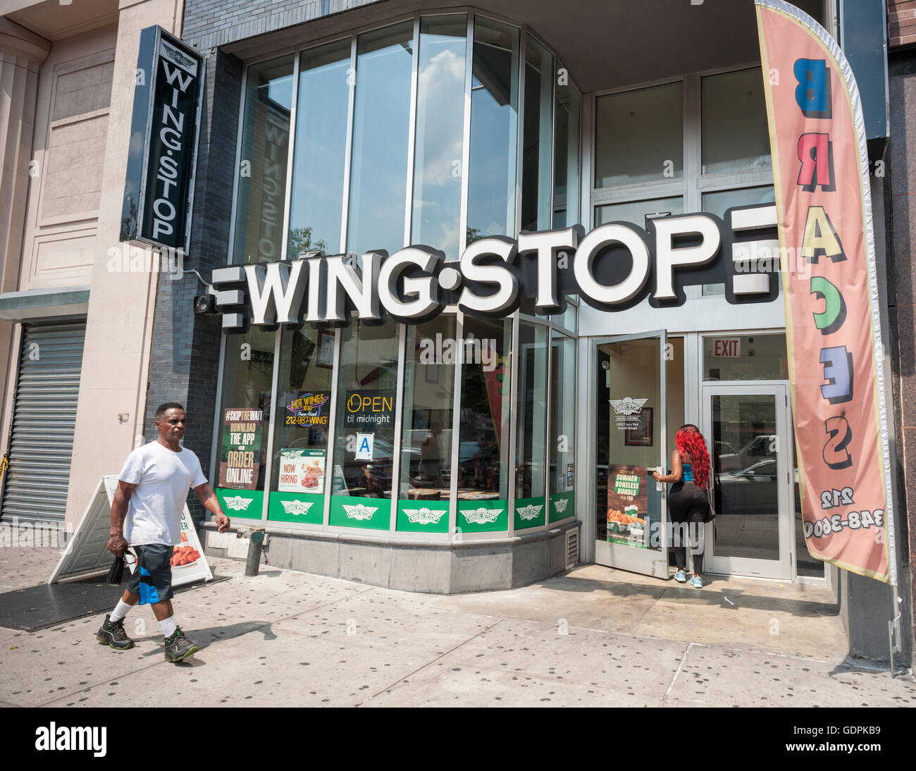 Wingstop hi-res stock photography and images - Alamy