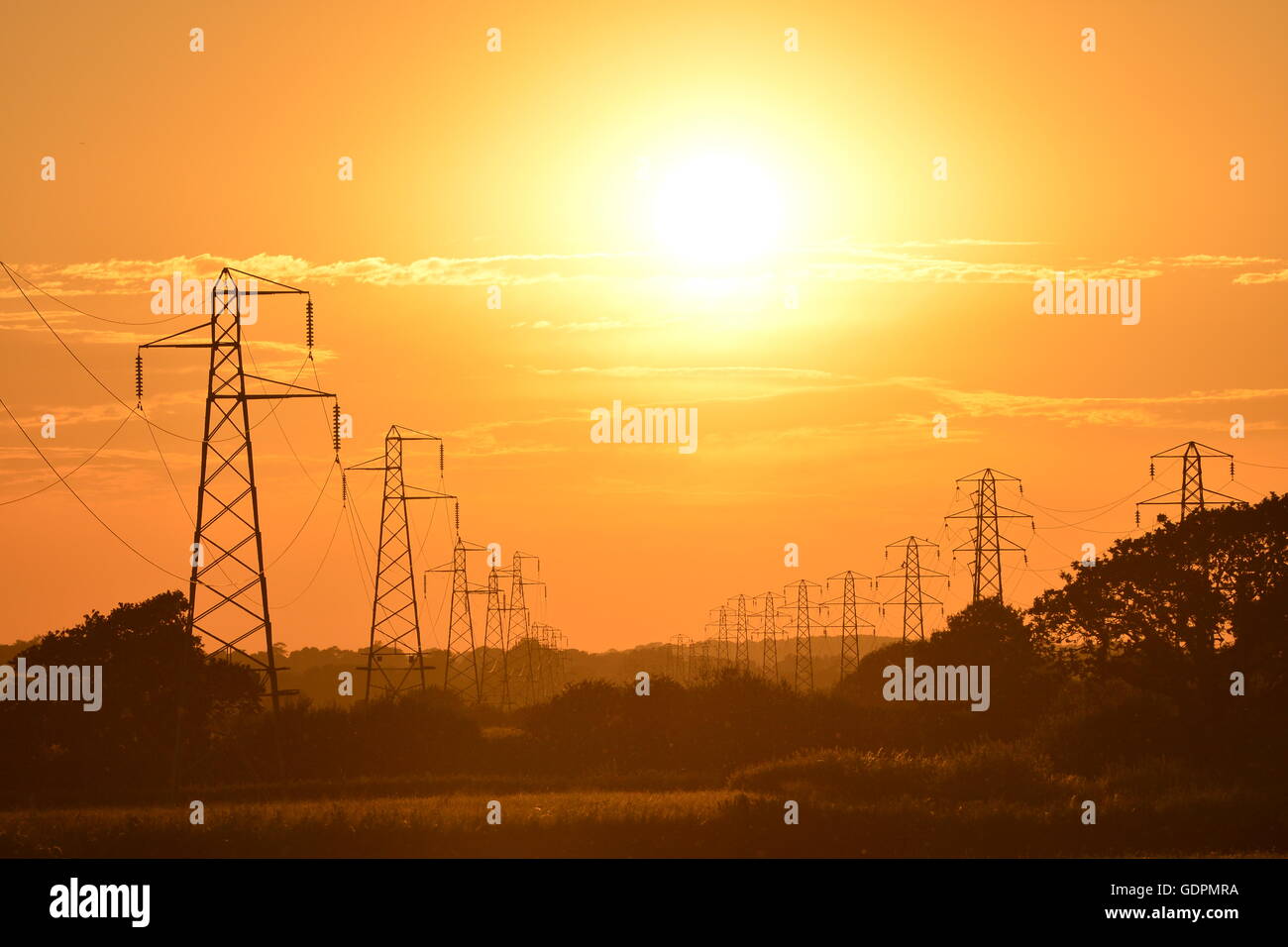 Power lines and pylons hi-res stock photography and images - Alamy