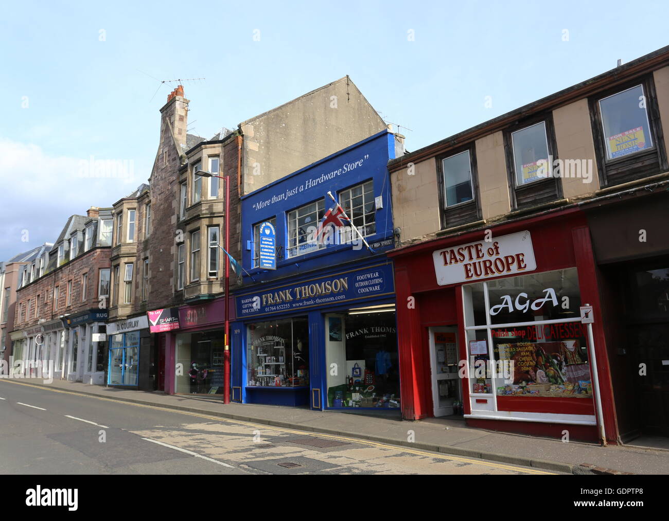 Crieff scotland street hi-res stock photography and images - Alamy