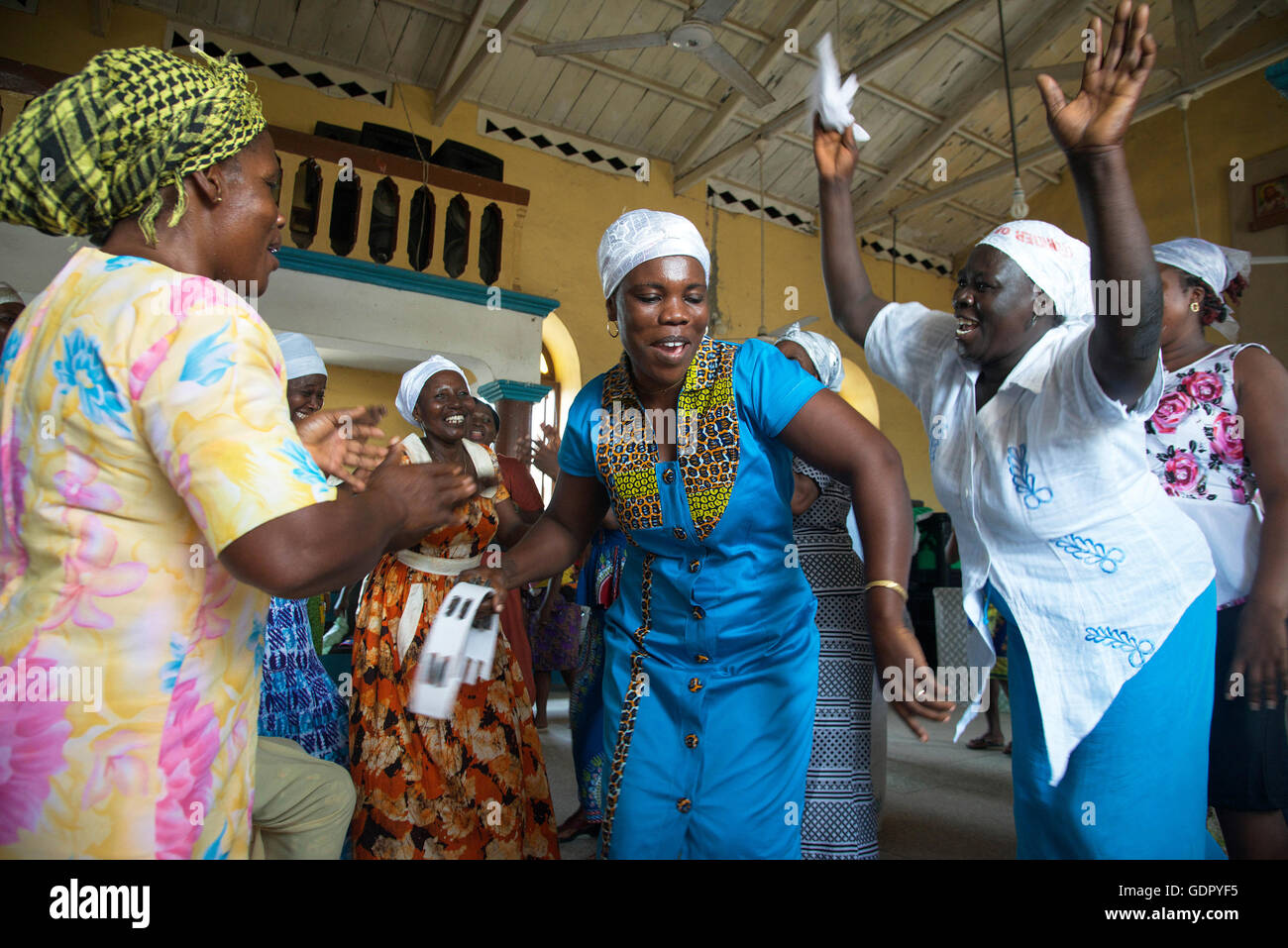 Ghana church hi-res stock photography and images - Alamy