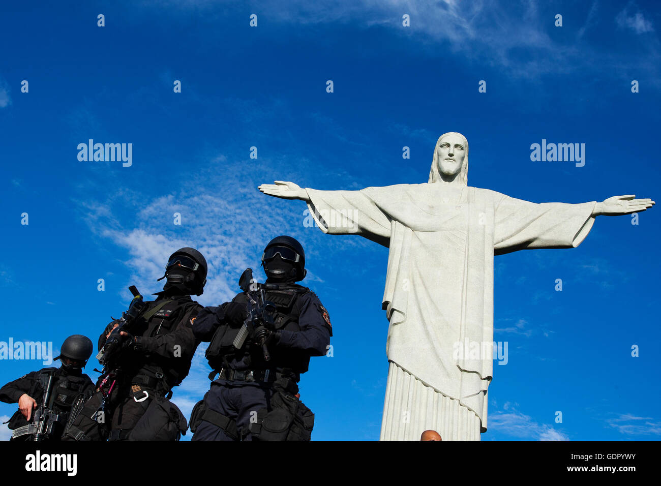 Special police hi-res stock photography and images - Alamy