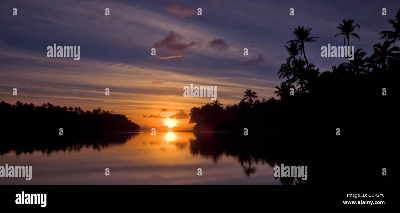 geography / travel, Cook Islands, Aitutaki, One Foot Island, sunrise ...