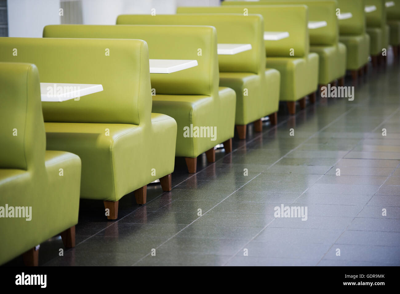 Fancy mall food court hi-res stock photography and images - Alamy