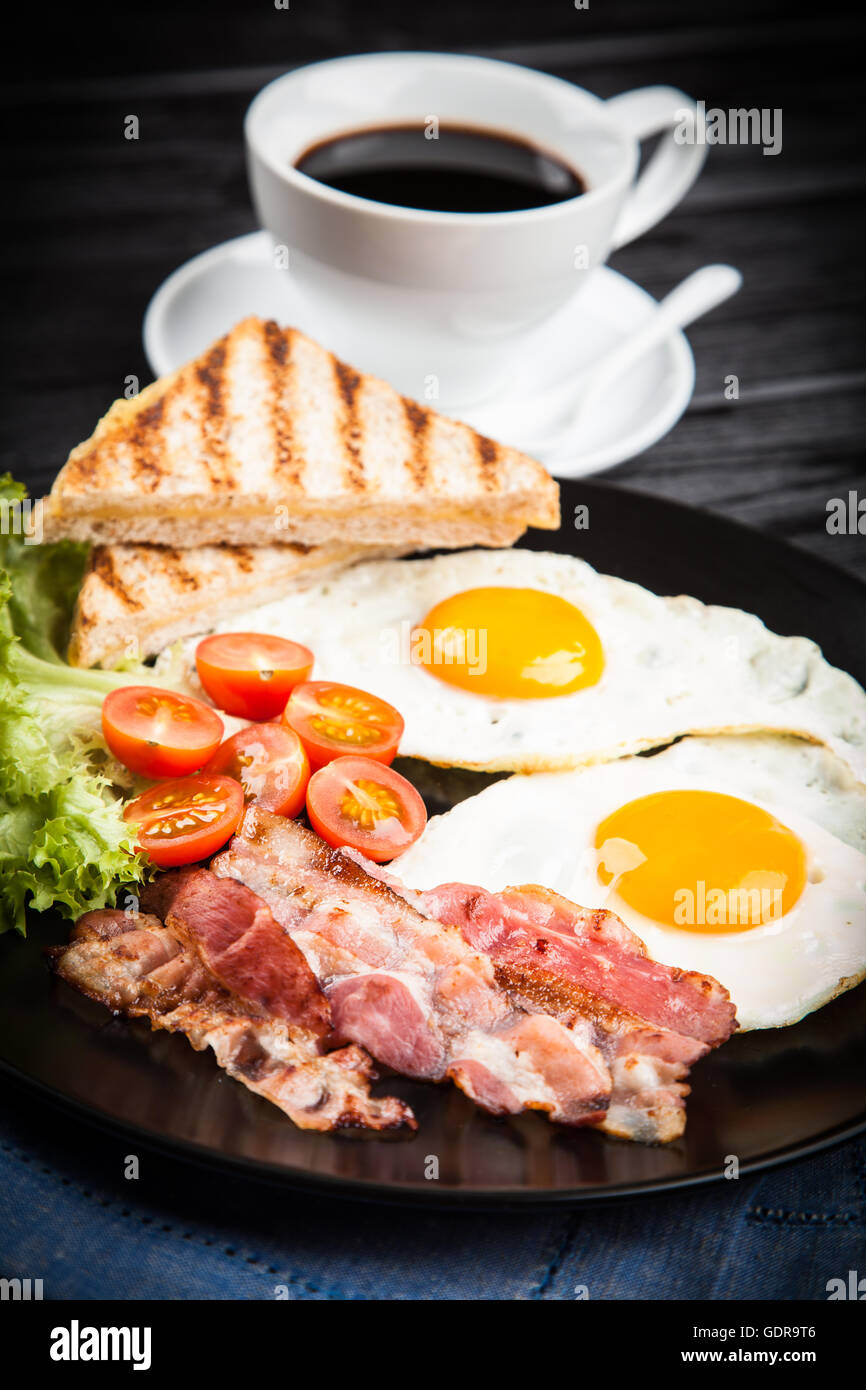 Traditional breakfast on a plate Stock Photo - Alamy