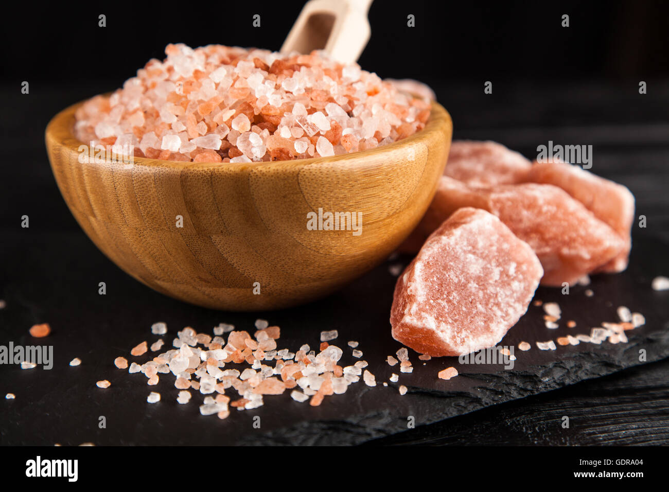 Salt in a bamboo bowl Stock Photo - Alamy