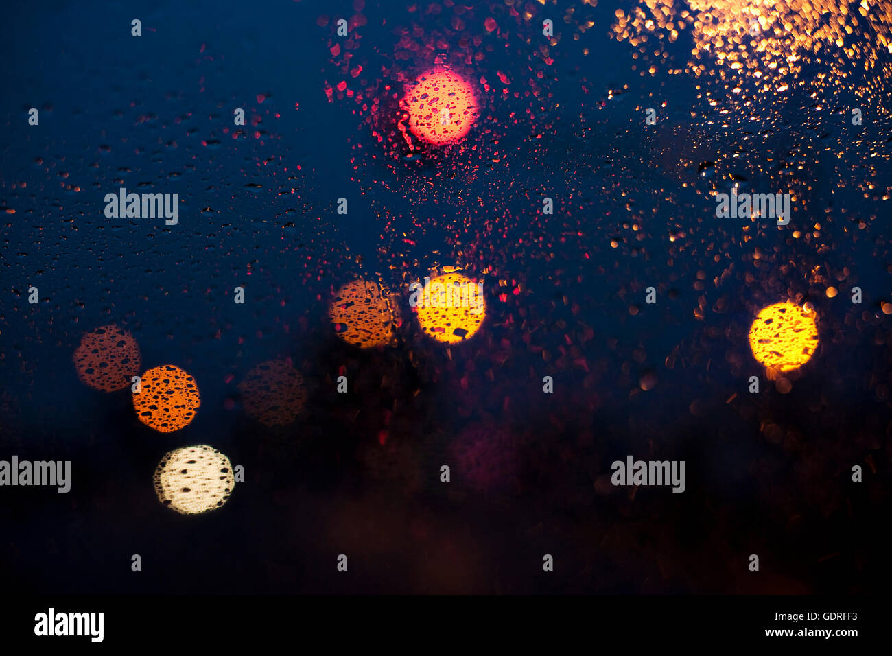 Raindrops on a car window Stock Photo - Alamy