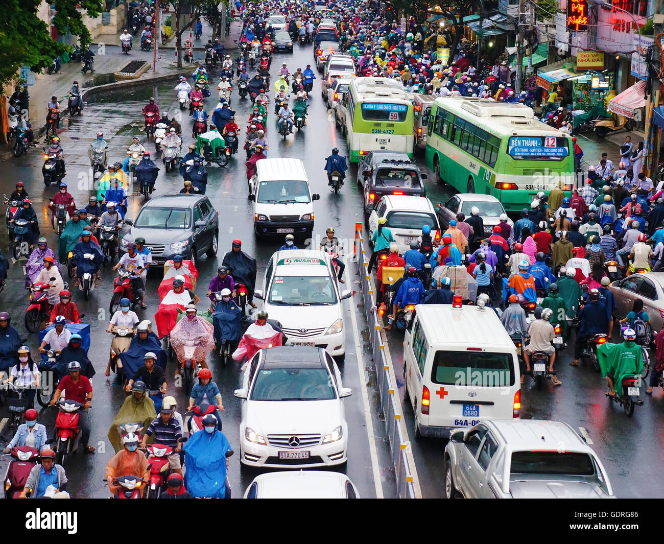 Person stuck in rain hi-res stock photography and images - Alamy