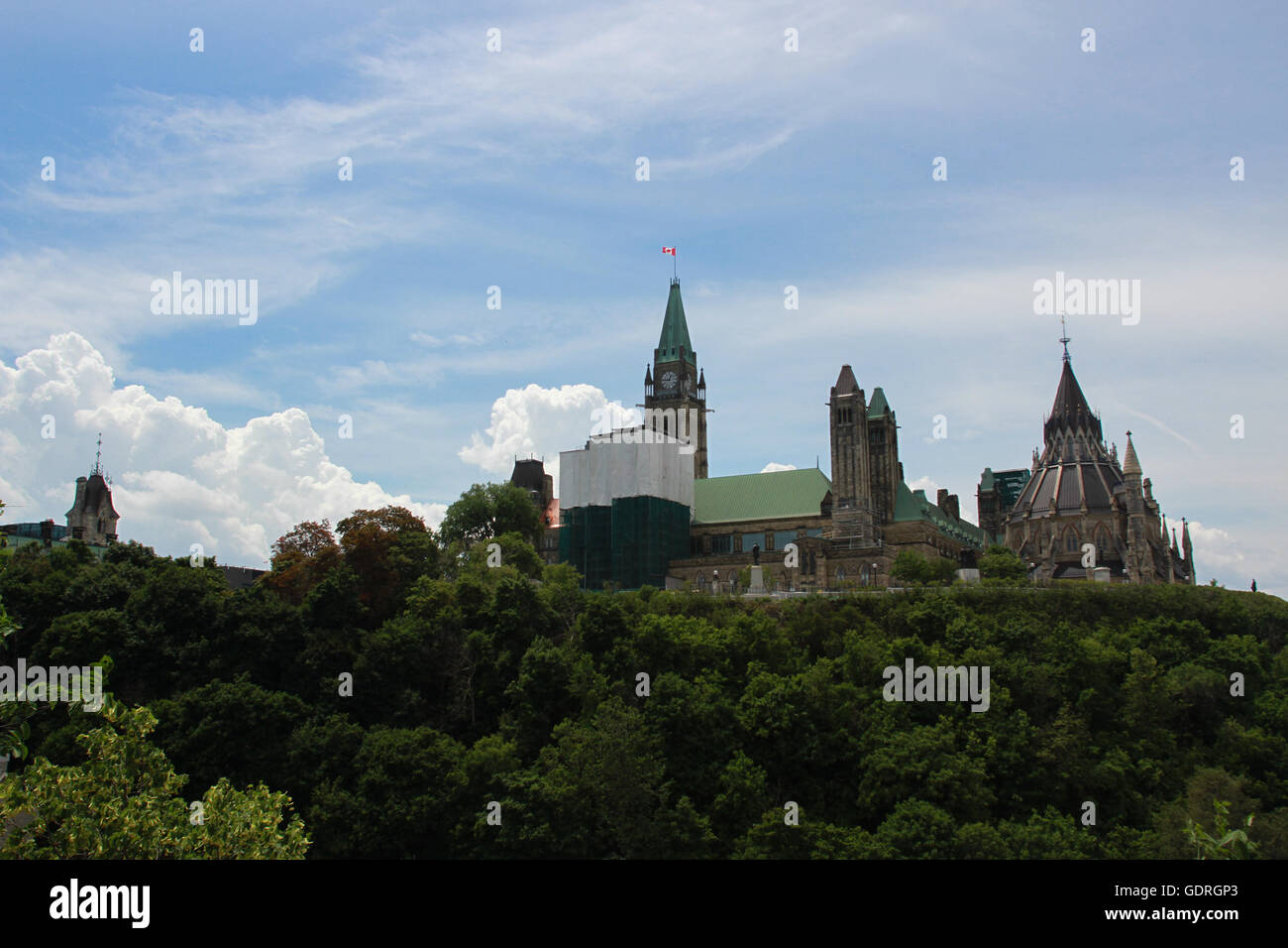 Ottawa parliament buildings trudeau hi-res stock photography and images ...