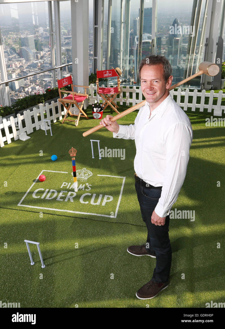 Pimms cider extreme croquet cup shard hi-res stock photography and ...