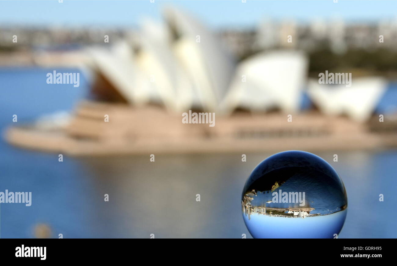 Sydney opera house circle hi-res stock photography and images - Alamy