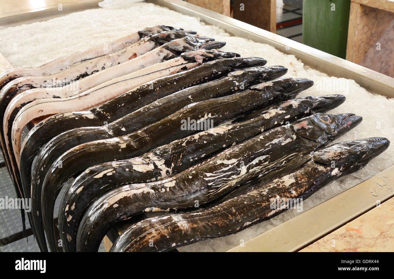 Black scabbard fish hi-res stock photography and images - Alamy