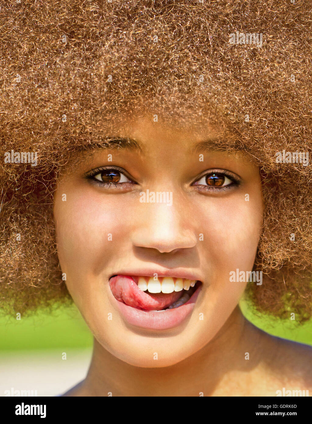 Afro happy hi-res stock photography and images - Alamy