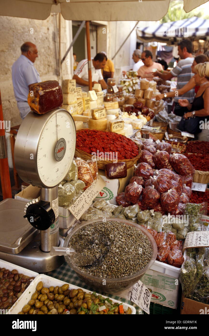 the market in the old Town of Siracusa in Sicily in south Italy in ...