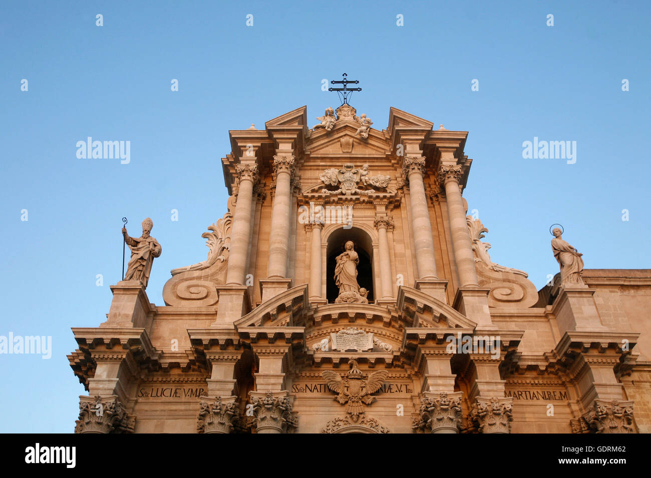 The Piazza del Domo in the old Town of Siracusa in Sicily in south ...